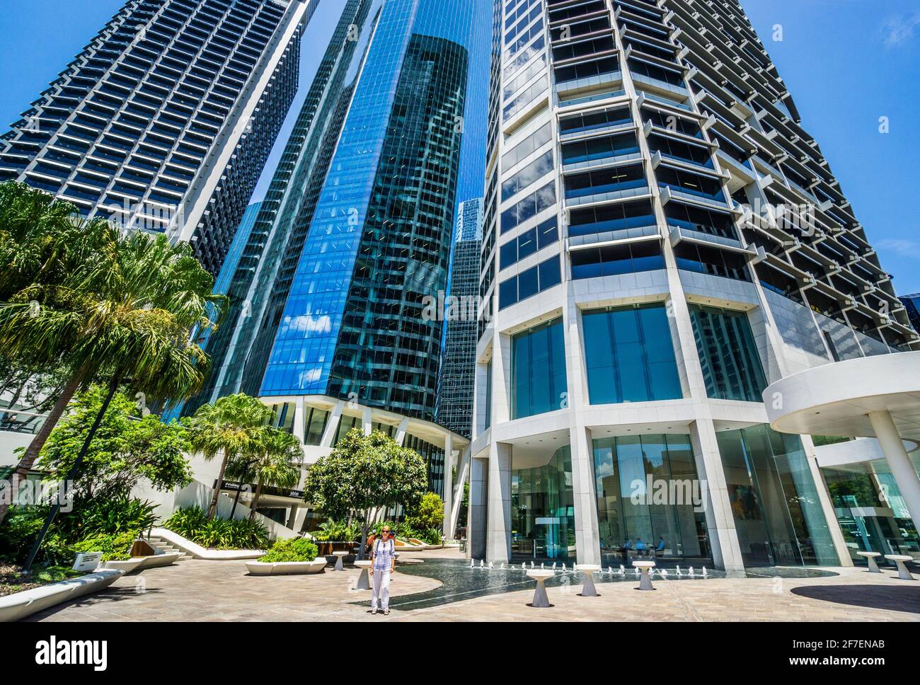 Riparian plaza skyscraper brisbane hi-res stock photography and images ...