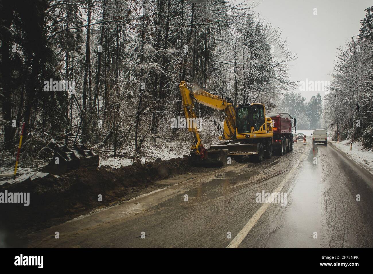 Working track hoe machine hi-res stock photography and images - Alamy