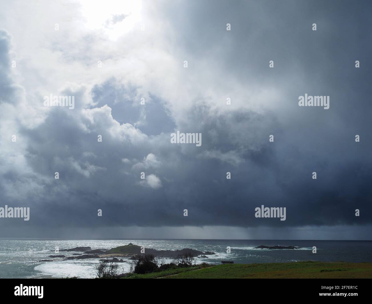 Light casting dramatic shadows hi-res stock photography and images - Alamy