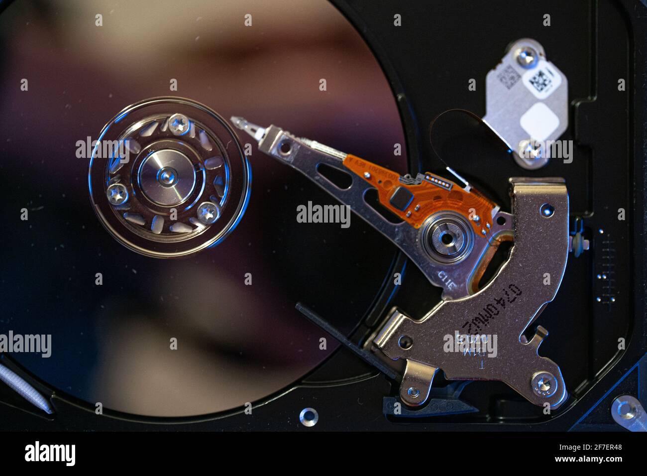 Inside computer hard drive circuit hi-res stock photography and images ...
