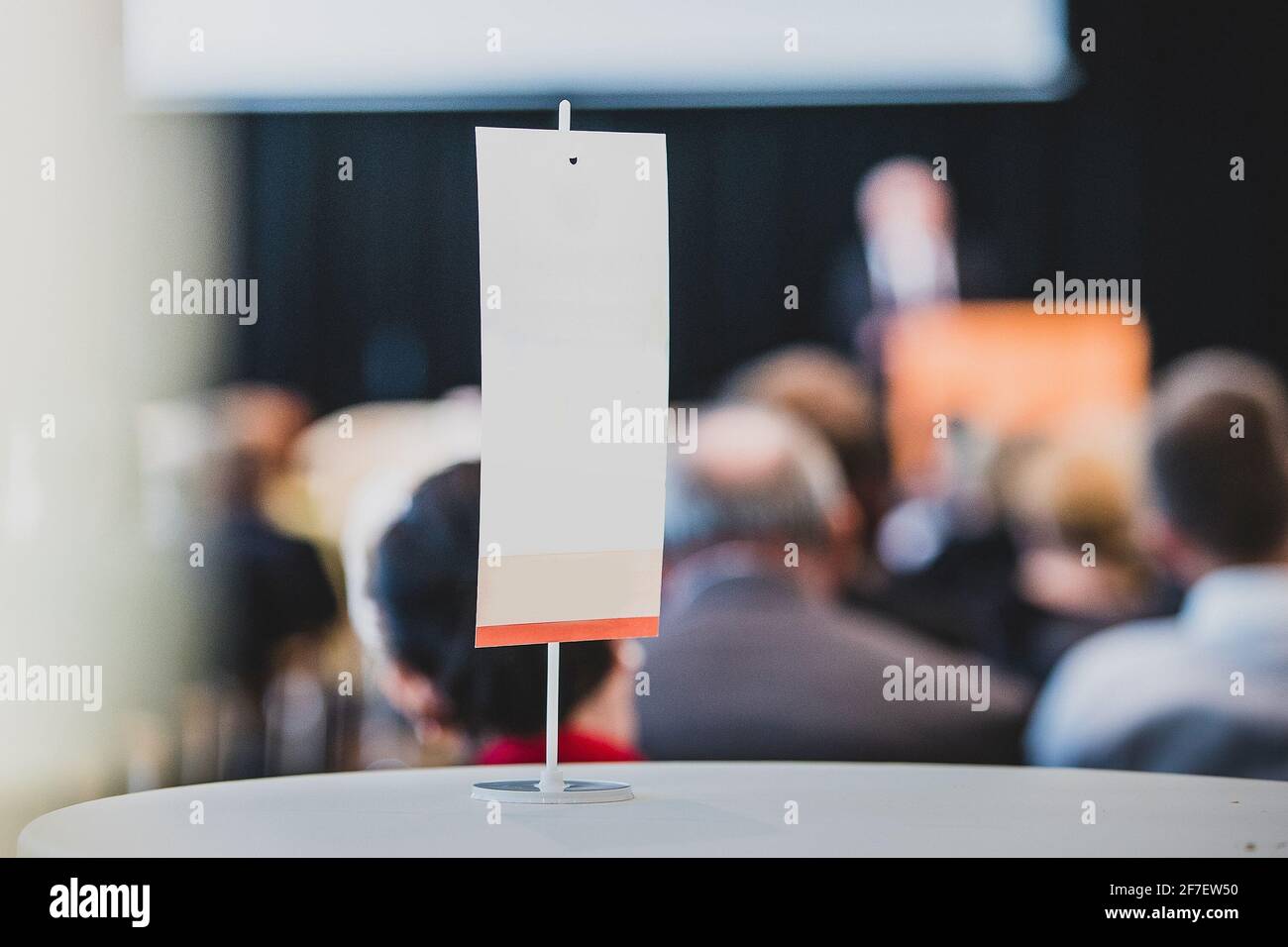 Tablemeeting hi-res stock photography and images - Alamy