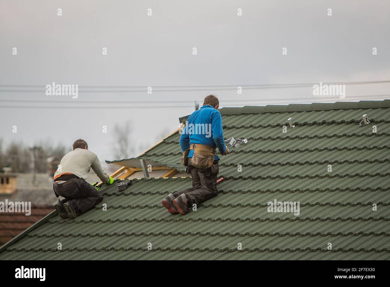 Installation of a domestic solar power plant hi-res stock photography ...