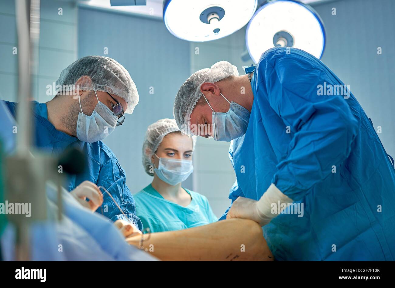 doctors work hard in the operating room Stock Photo - Alamy