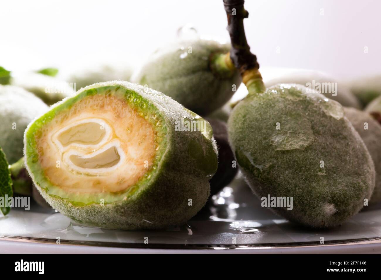 Almonds with shell hi-res stock photography and images - Alamy