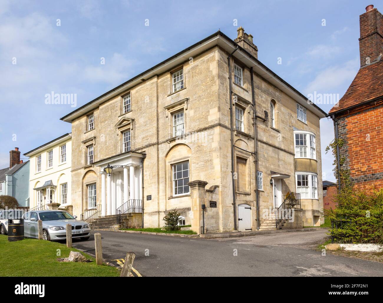 Silbury House listed historic building, The Green, Marlborough ...