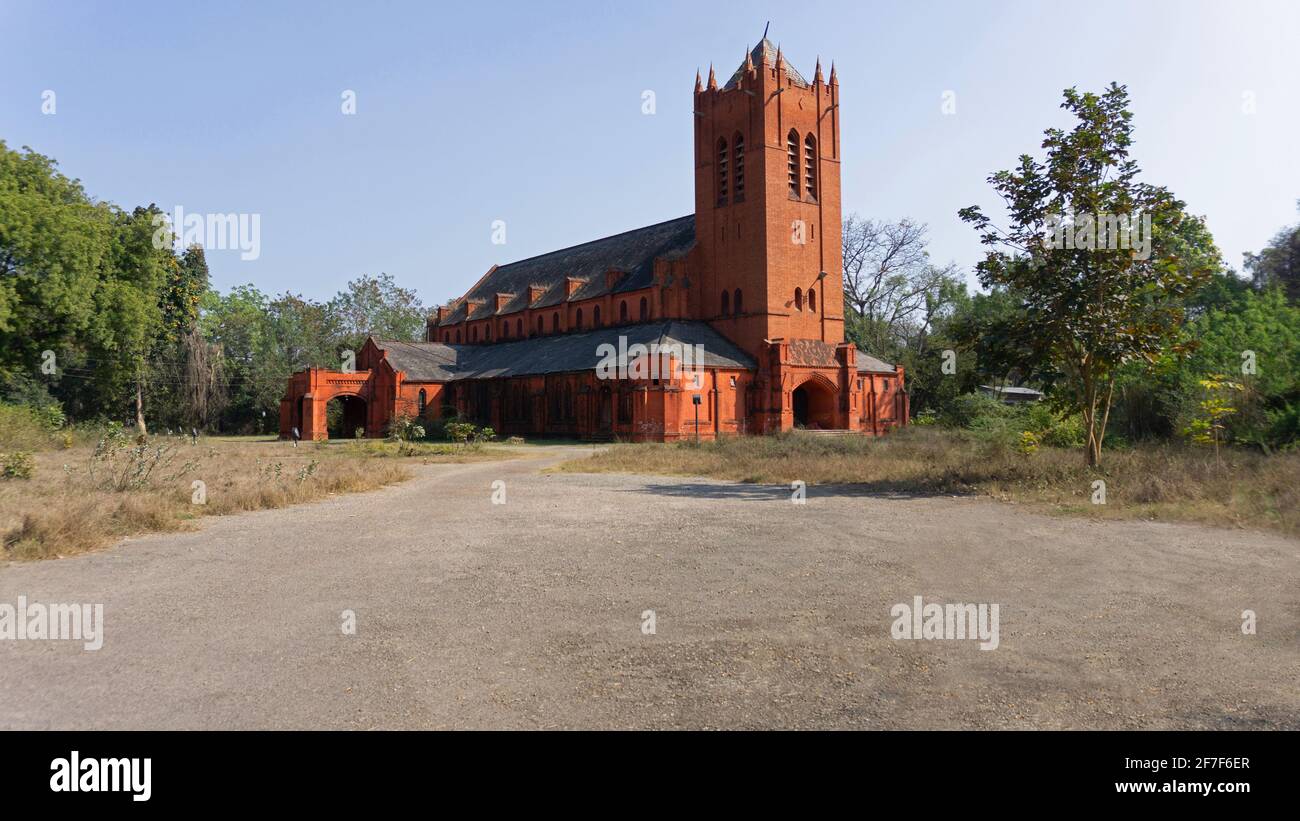 All Saints Garrison Church, Lucknow. Built in 1860. Architecture ...