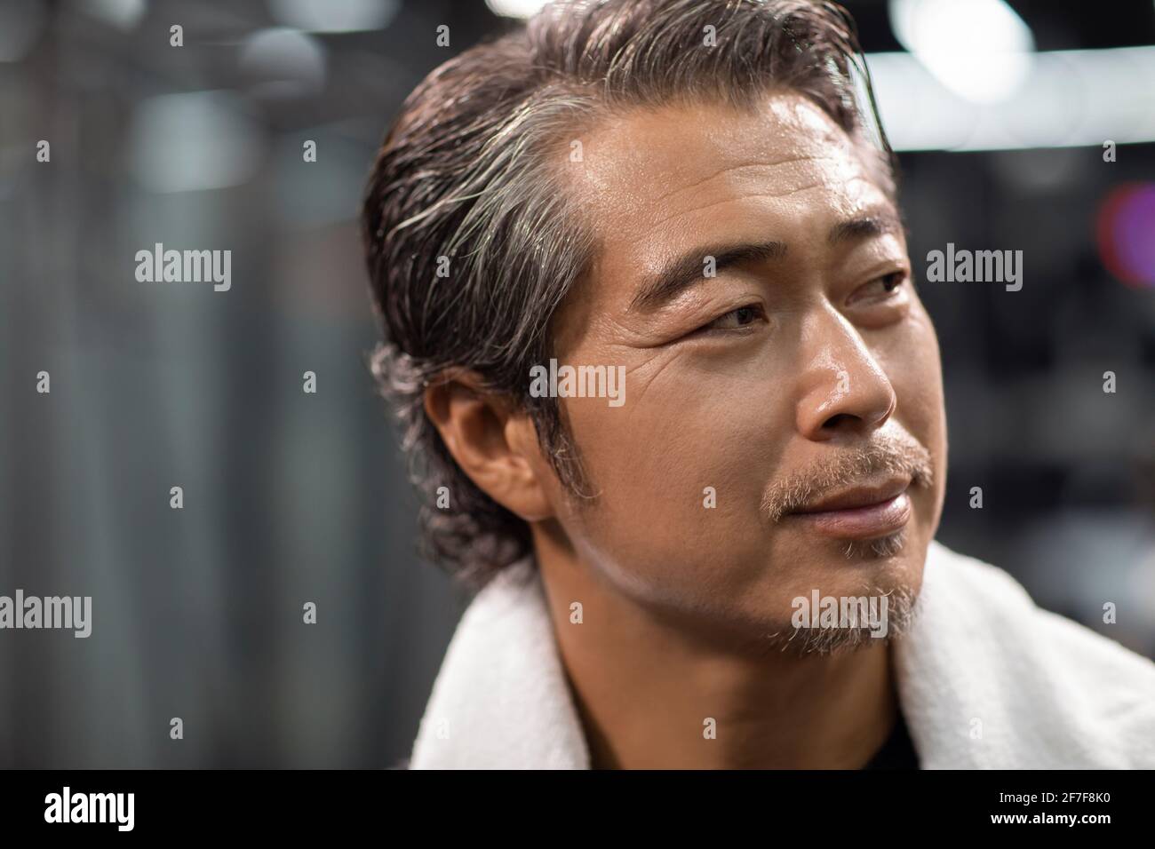 Mature man working out at gym Stock Photo - Alamy Mature man working out at gym Stock Photo - Alamy