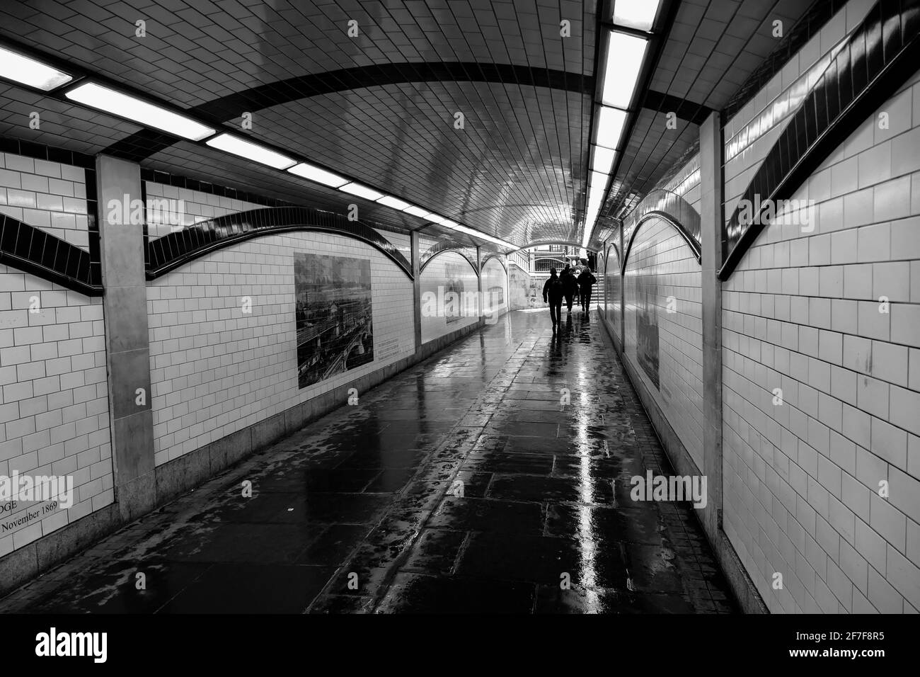 Underground tunnel in black and white Stock Photo - Alamy
