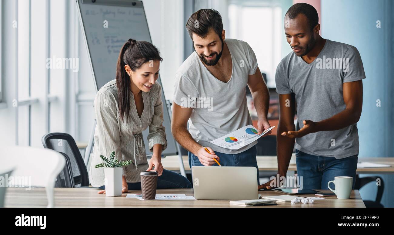 Businessman standing office hi-res stock photography and images - Alamy