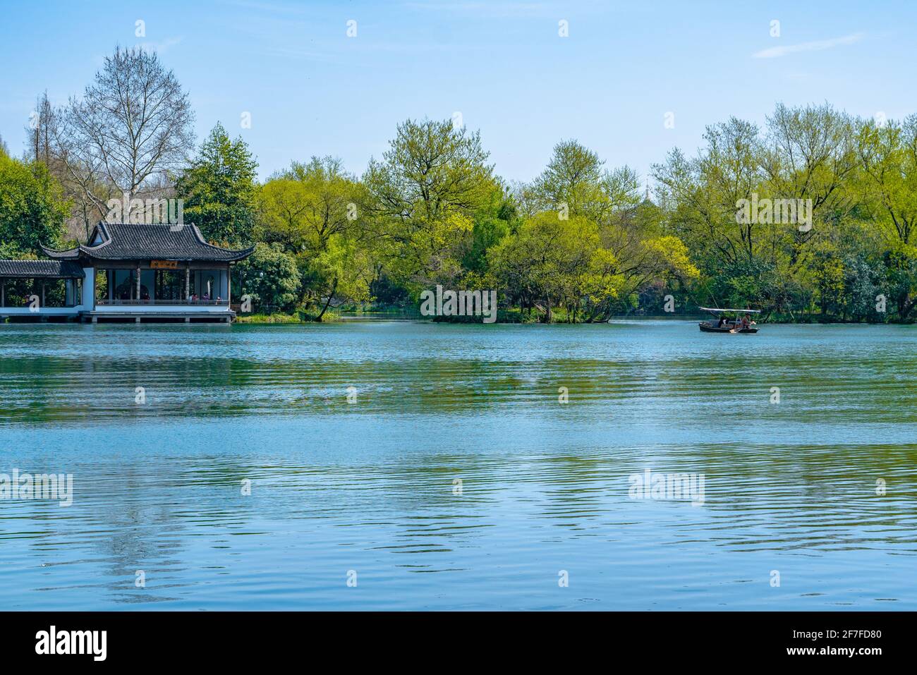 Spring west lake hangzhou zhejiang hi-res stock photography and images ...