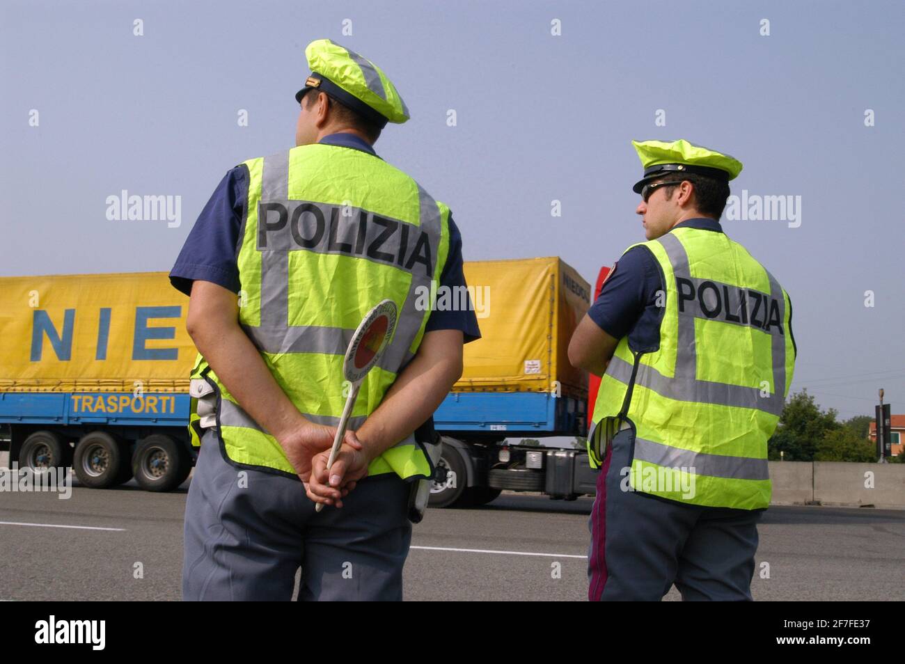 Italian highway police Stock Photo - Alamy