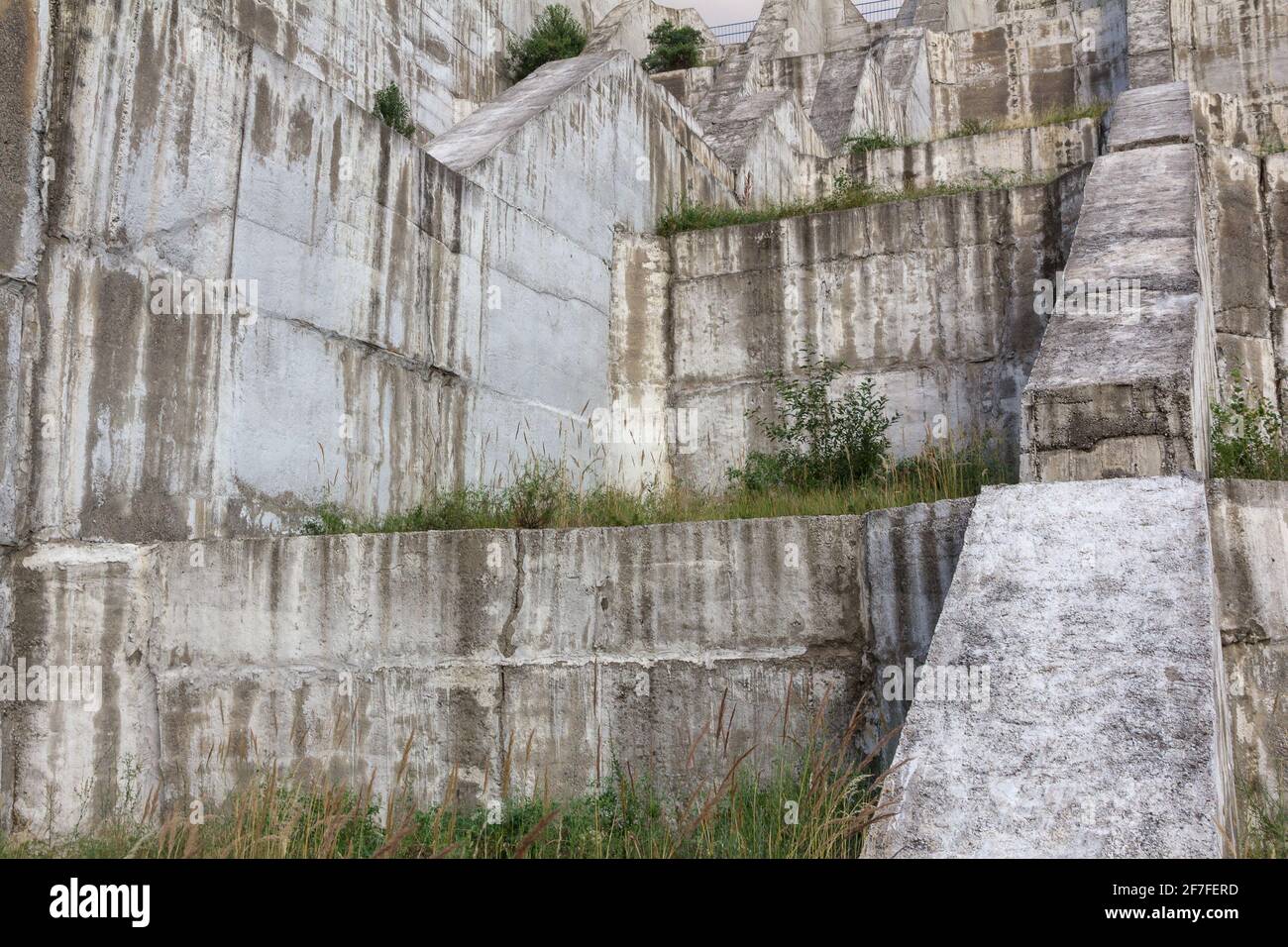 Old mudflow dam. Massive concrete structure Stock Photo - Alamy