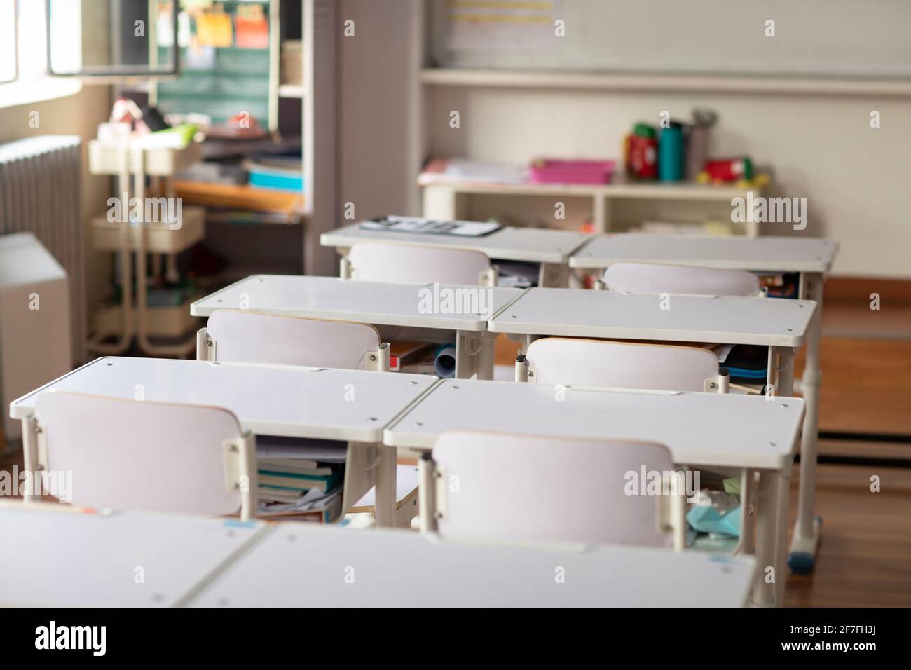 Empty classroom asia hi-res stock photography and images - Alamy