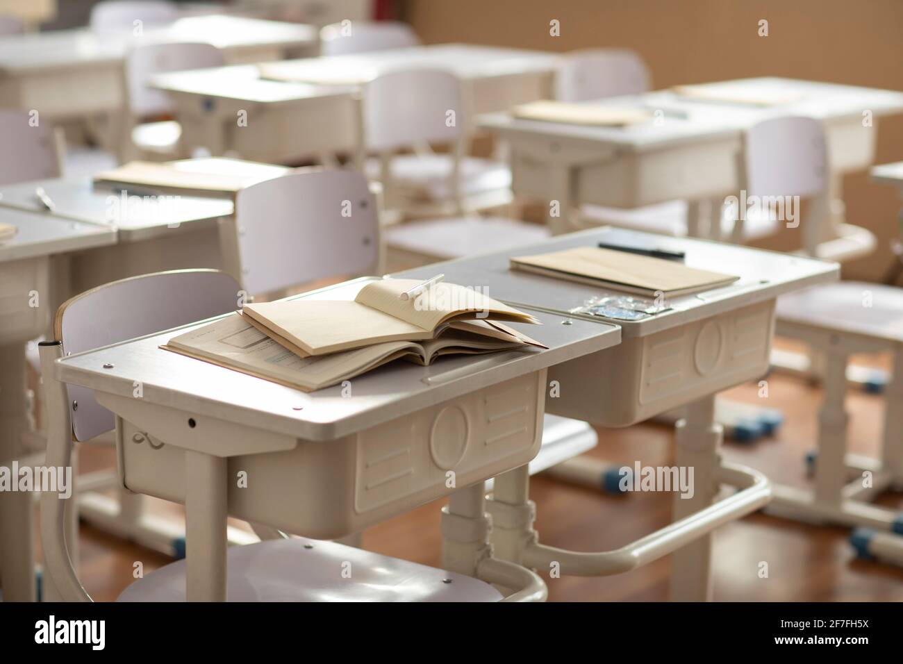 Empty classroom asia hi-res stock photography and images - Alamy