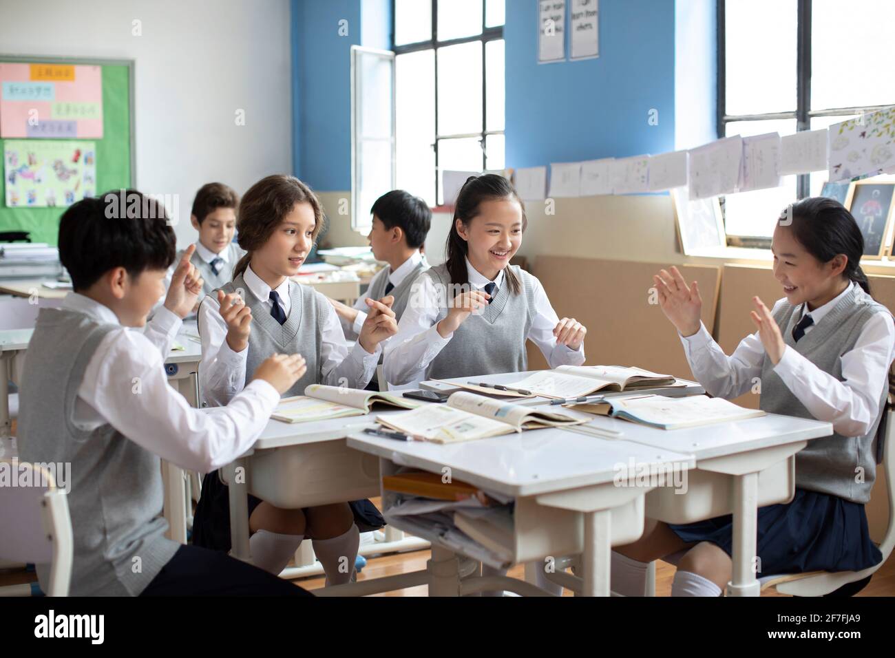 Secondary school china classroom hi-res stock photography and images ...