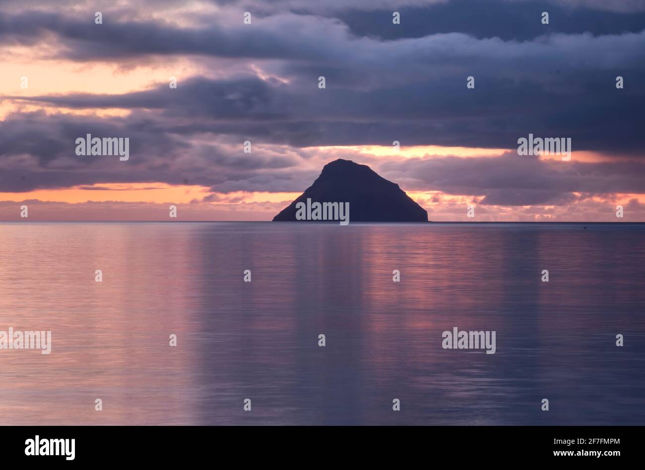 Lítla dímun hi-res stock photography and images - Alamy
