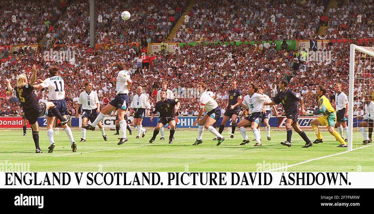 The England defence gets ready to repel another Scots corner during the ...