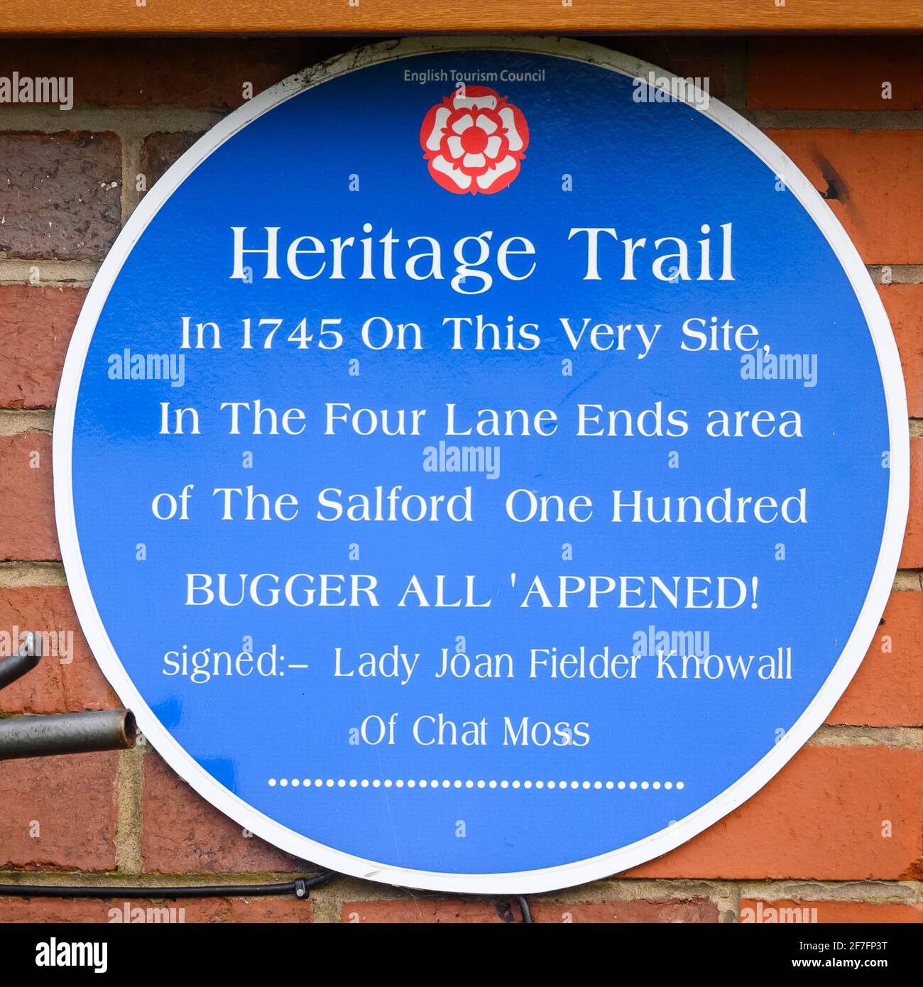 Wall mounted blue plaques hi-res stock photography and images - Alamy