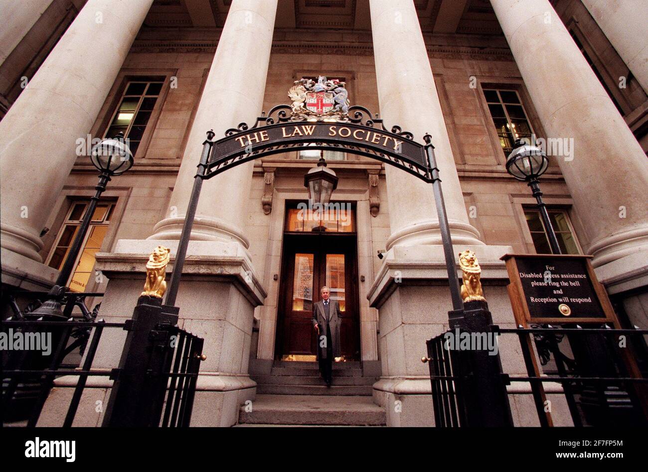 Law buildings hi-res stock photography and images - Alamy