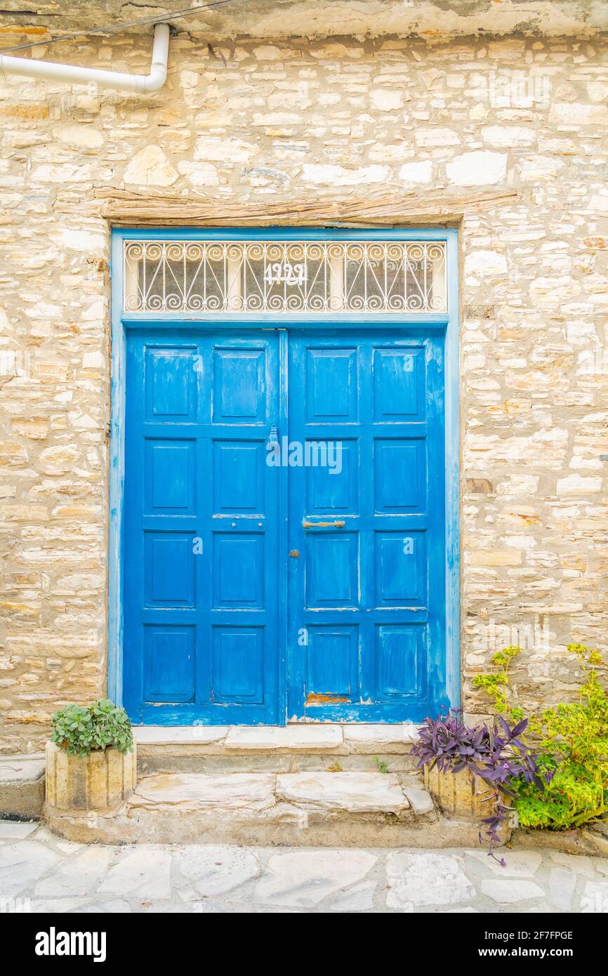 Traditional doors cyprus hi-res stock photography and images - Alamy