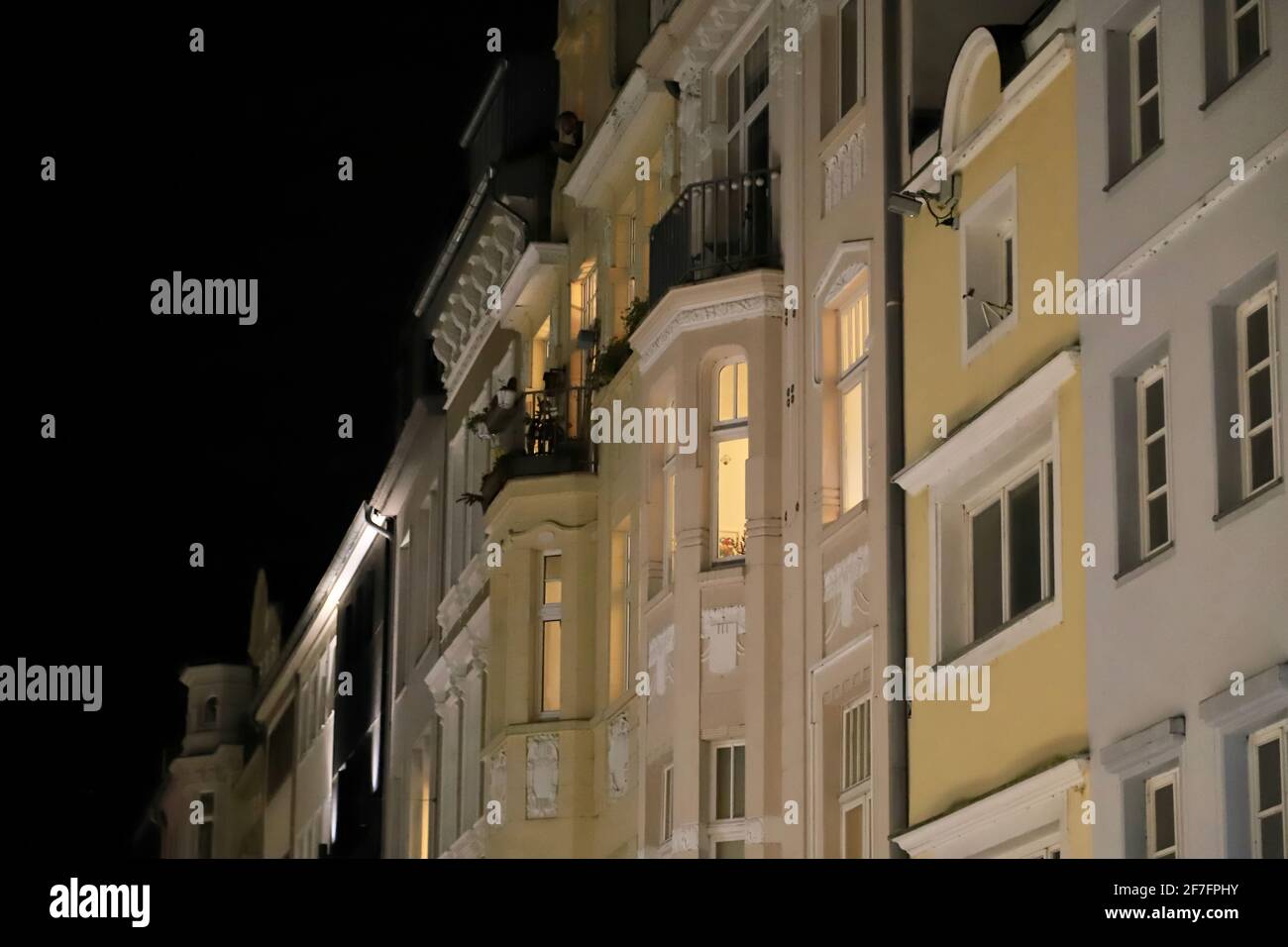 Bonn at night hi-res stock photography and images - Alamy