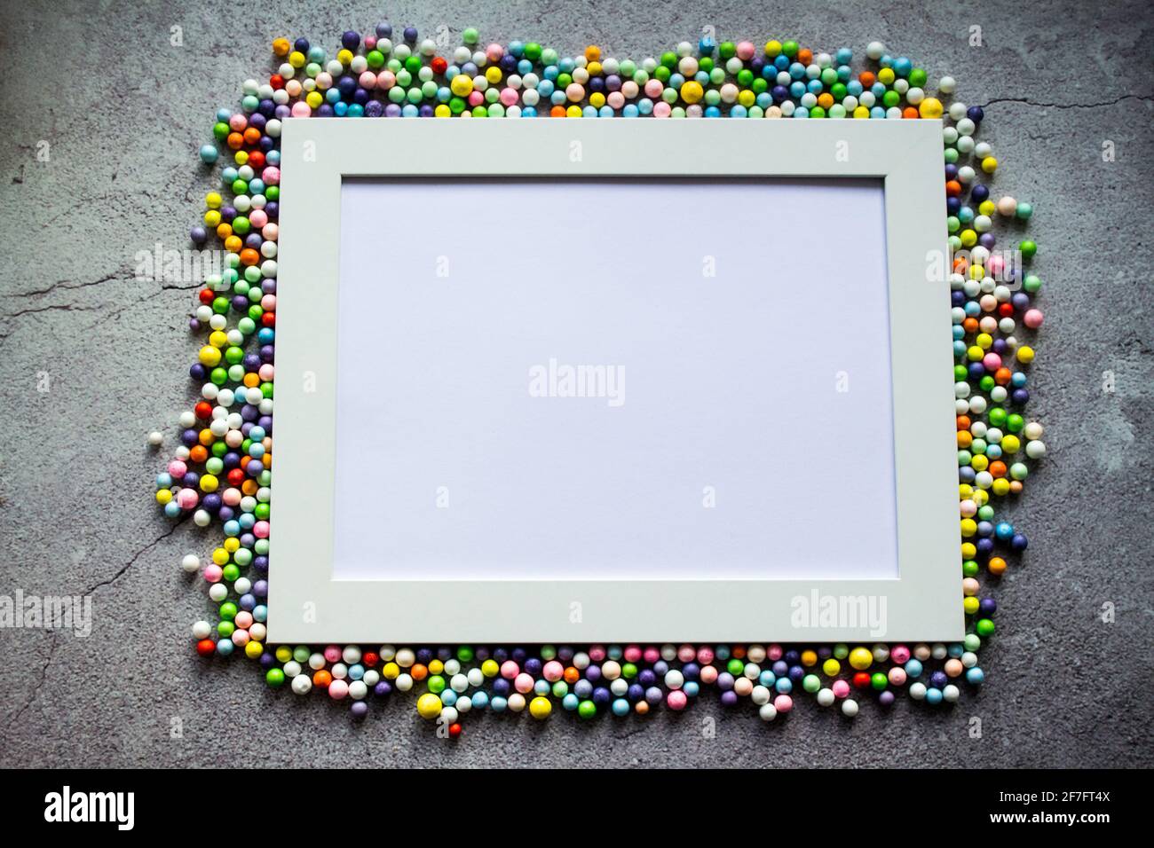Colorful balls border hi-res stock photography and images - Alamy