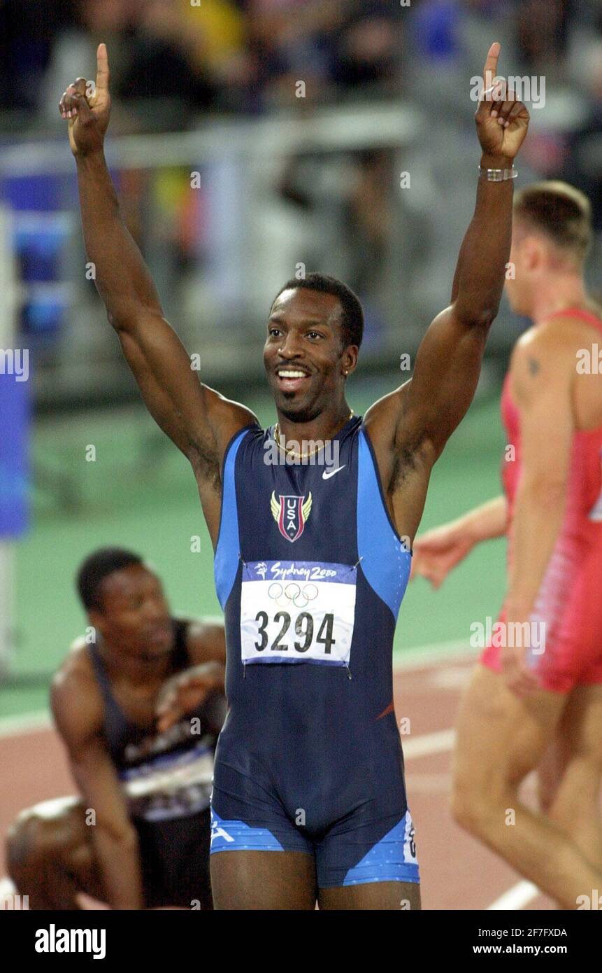 ATHLETICS MICHAEL JOHNSON AFTER WINNING THE 400m FINAL Stock Photo - Alamy