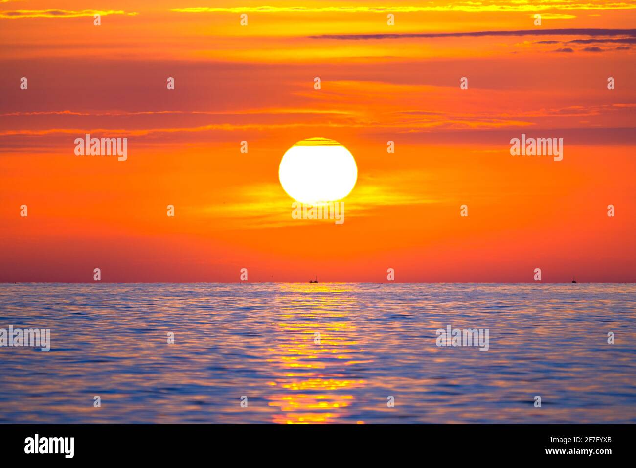 Simple zoom backgrounds hi-res stock photography and images - Alamy