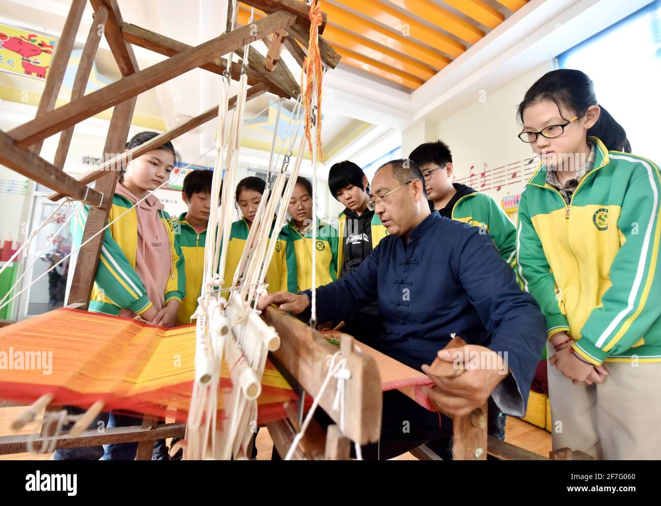 Textile skills hi-res stock photography and images - Alamy