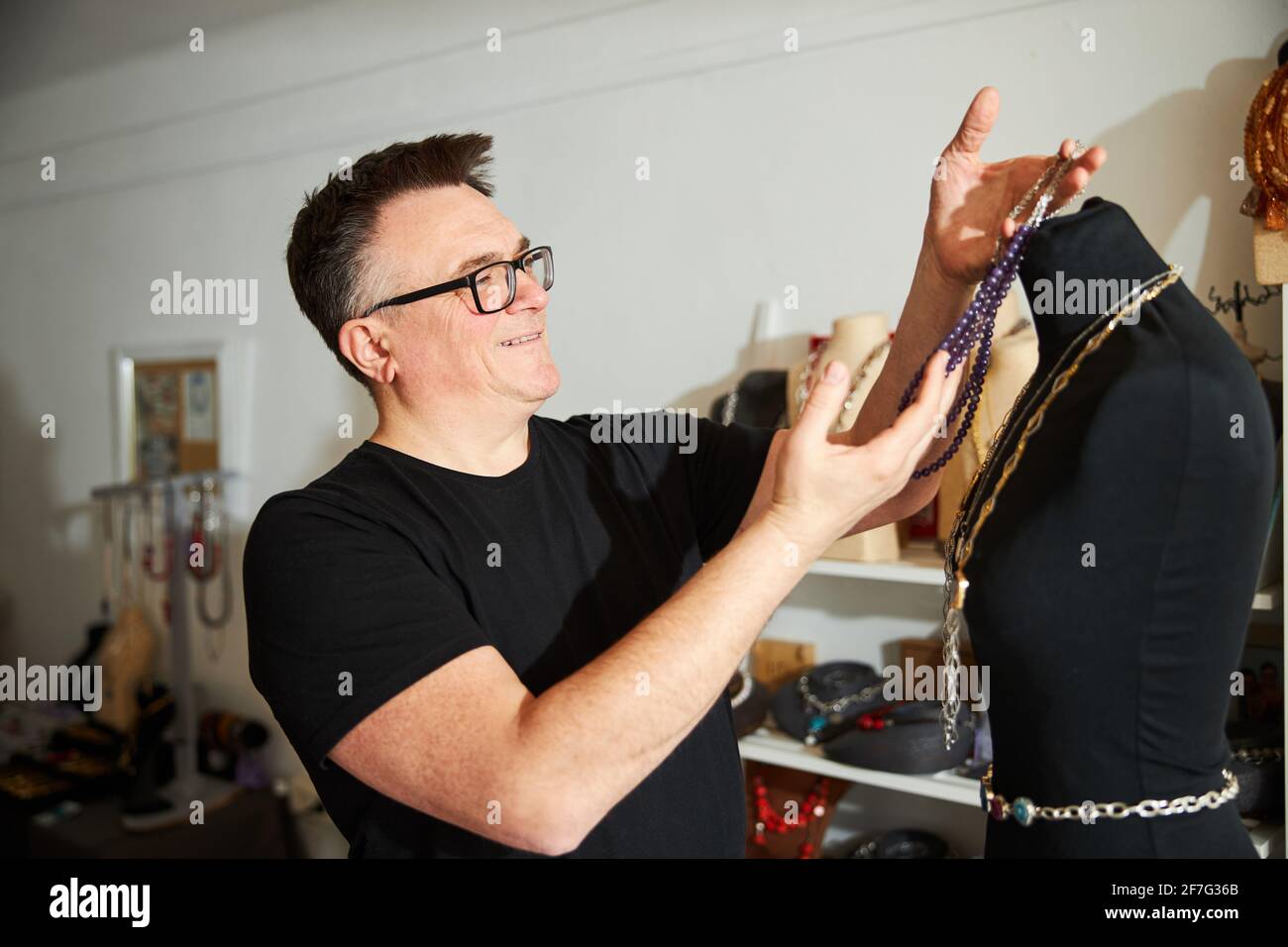 Hanging dummy hi-res stock photography and images - Alamy