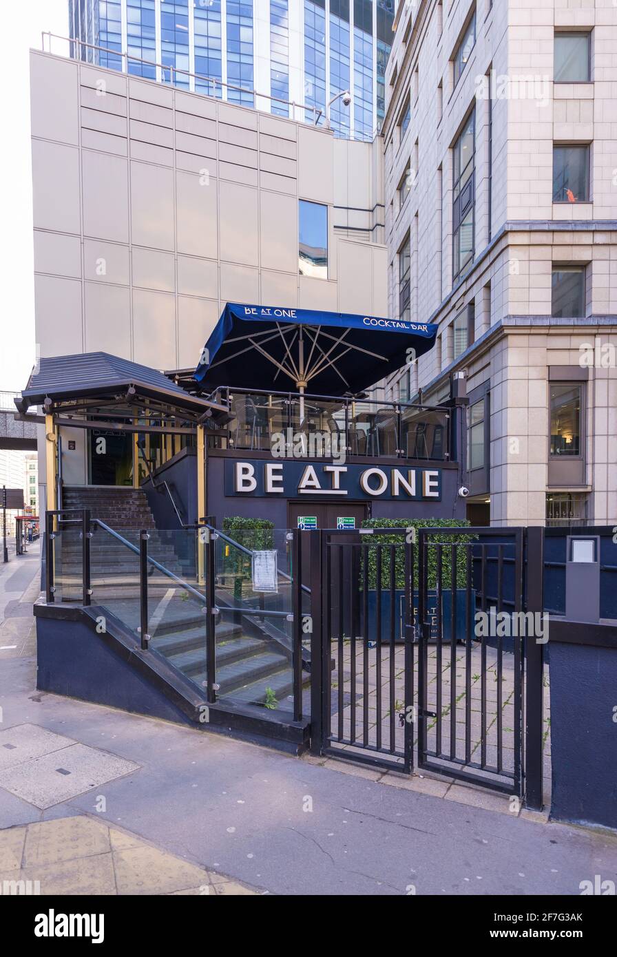 Old broad street london hi-res stock photography and images - Alamy