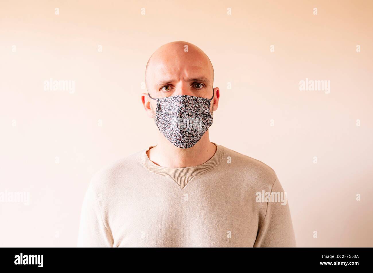 Flower and mask hi-res stock photography and images - Alamy
