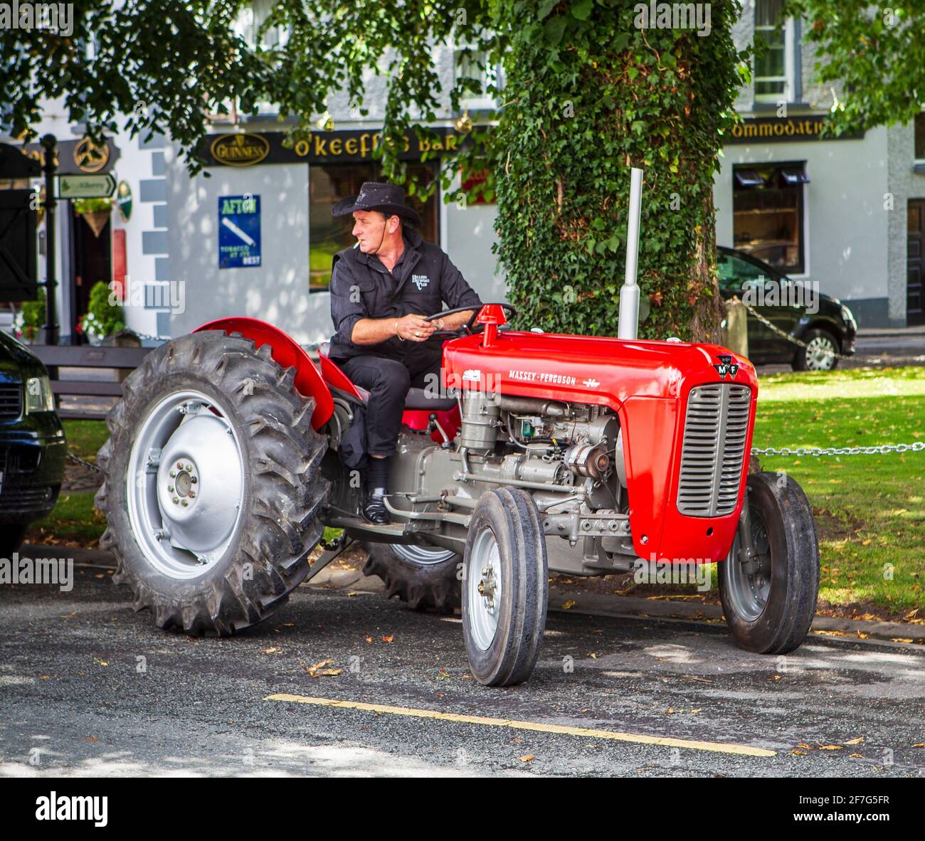 Massey ferguson vintage hi-res stock photography and images - Alamy