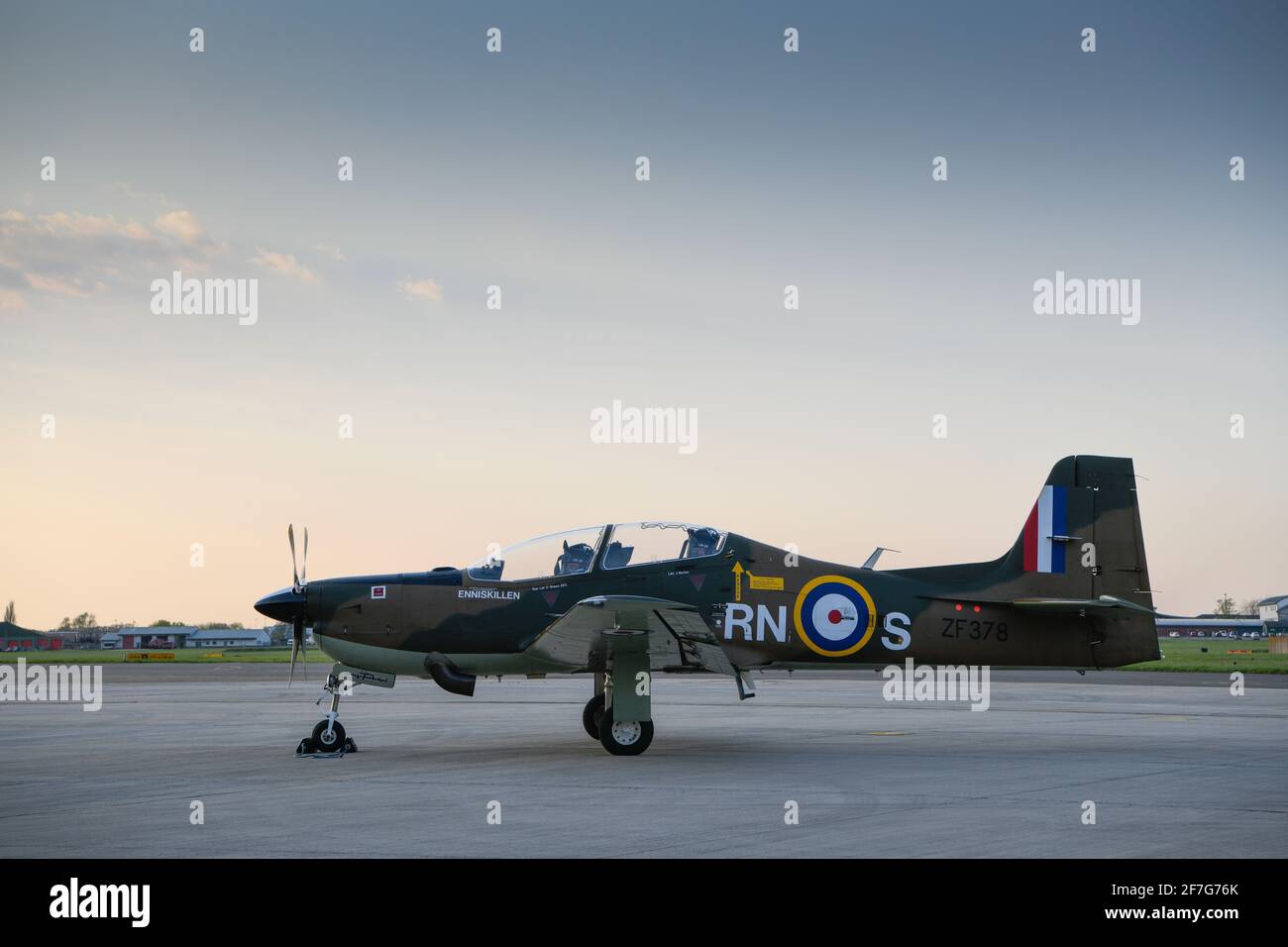 Raf Northolt Night Shoot Stock Photo - Alamy