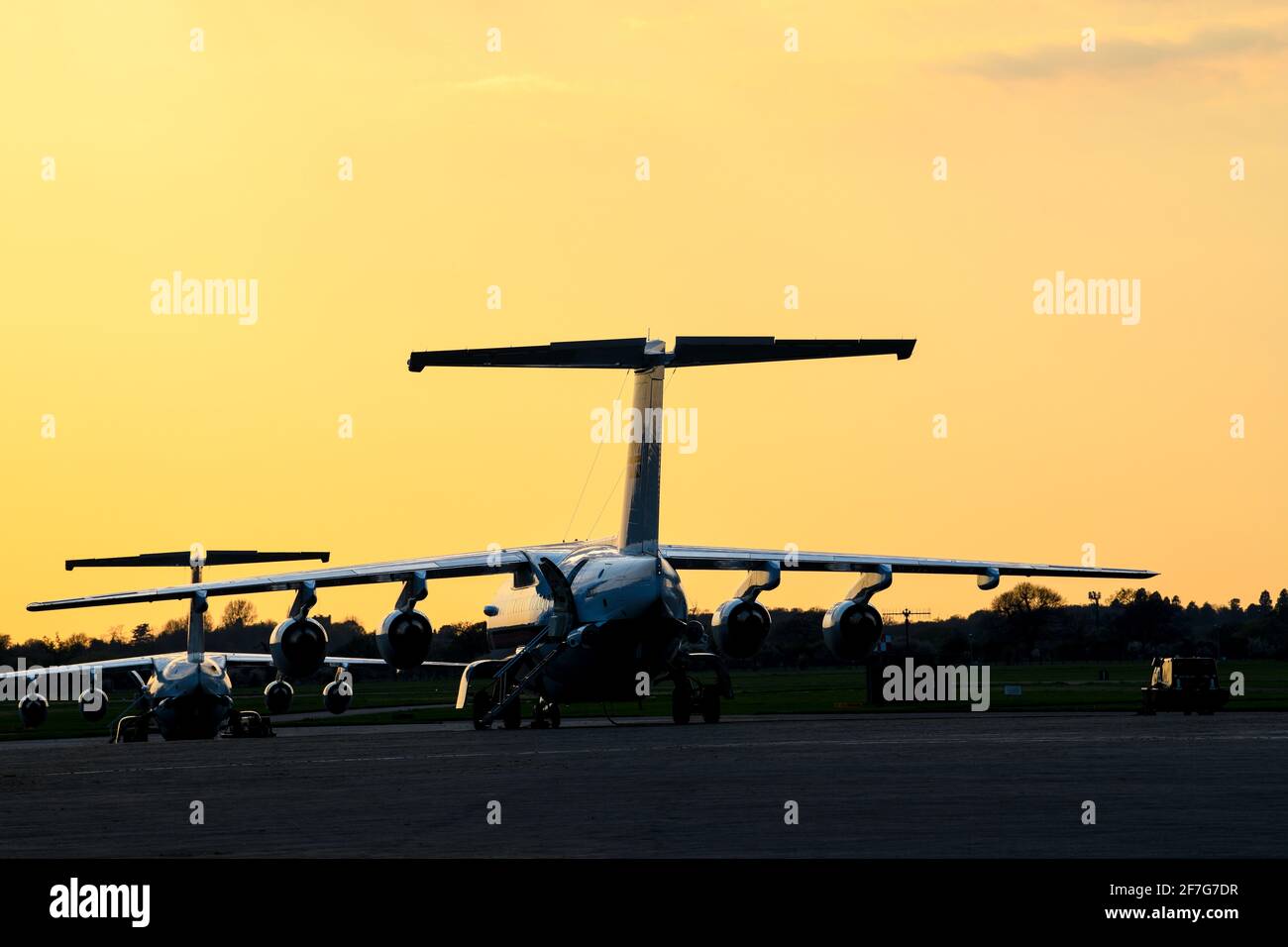 Raf Northolt Night Shoot Stock Photo - Alamy