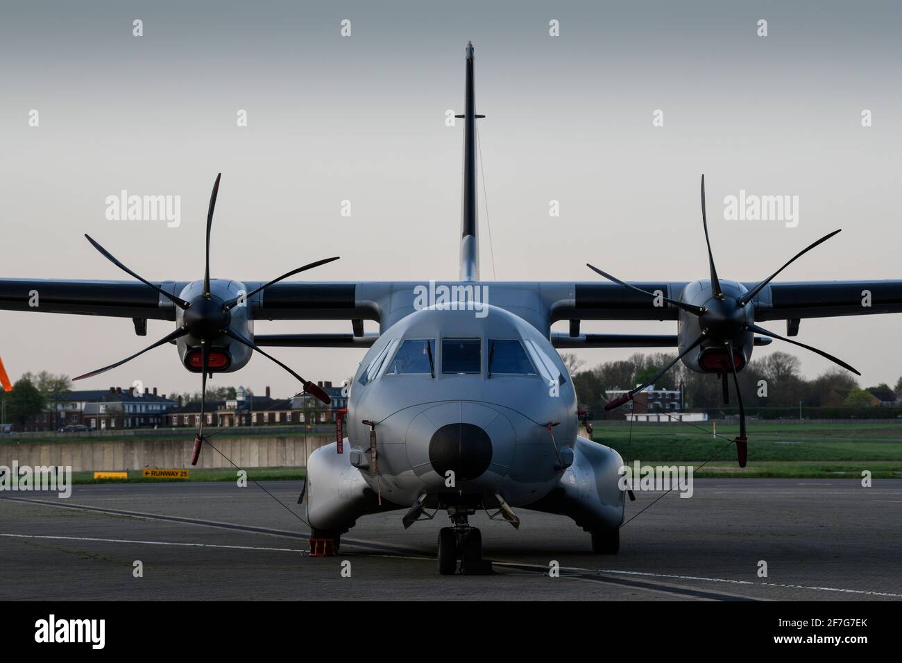 Raf Northolt Night Shoot Stock Photo - Alamy