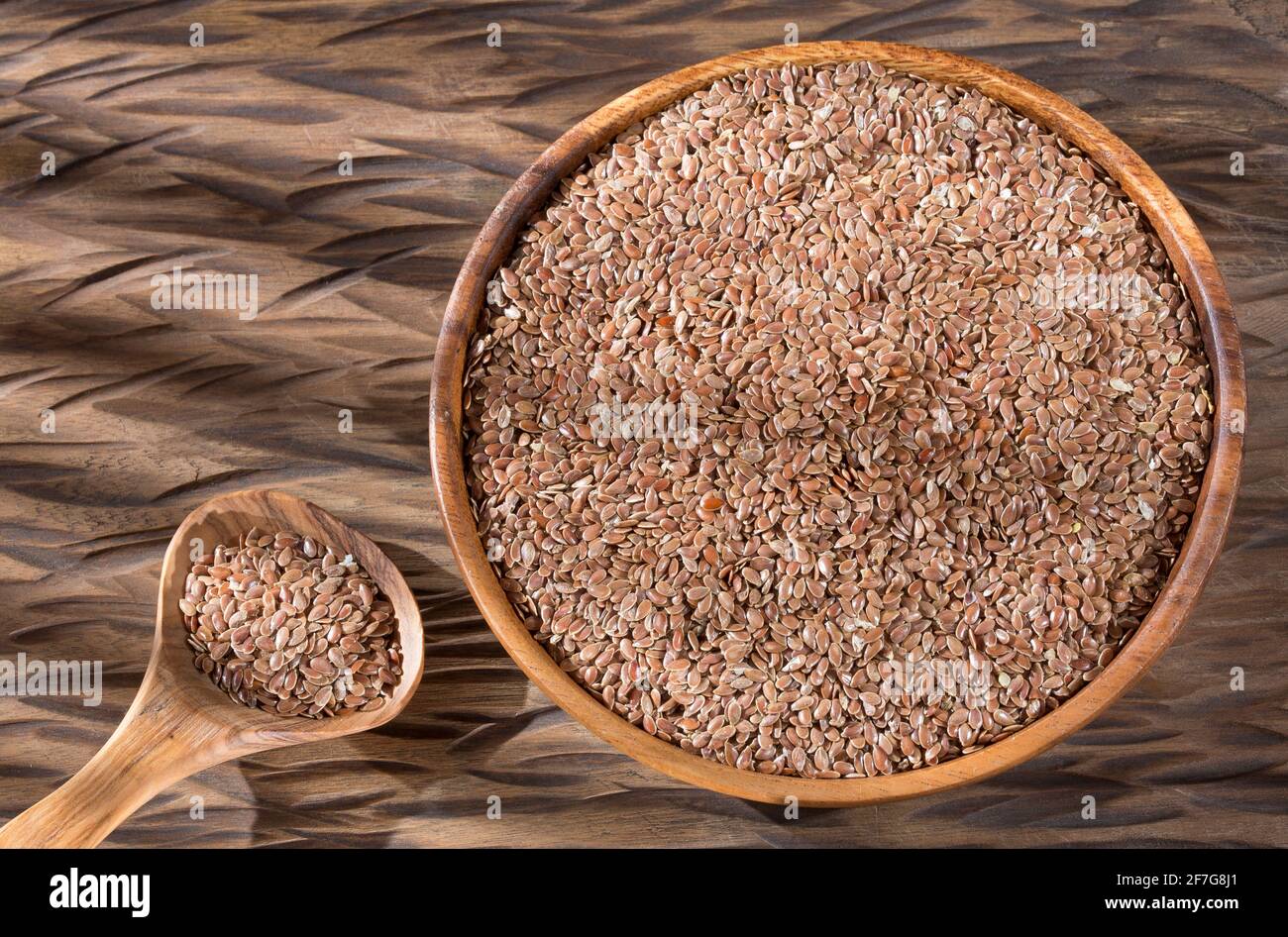 Linseed organic seeds - Linum usitatissimum Stock Photo - Alamy