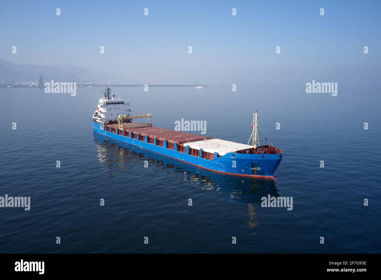 Cargo ship moving hi-res stock photography and images - Alamy