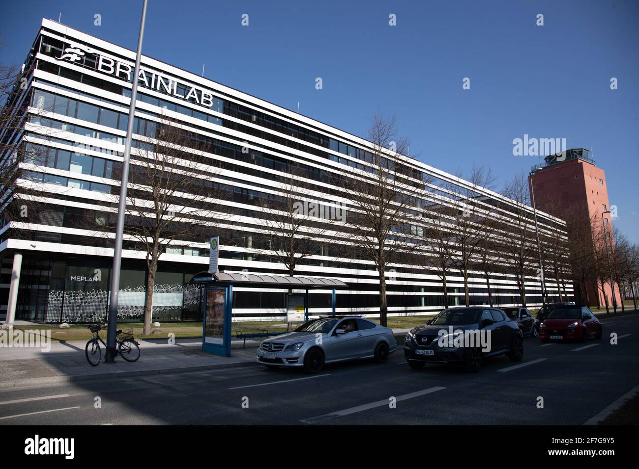 Der Sitz der Brainlab AG in München. Brainlab bietet spezielle Software ...