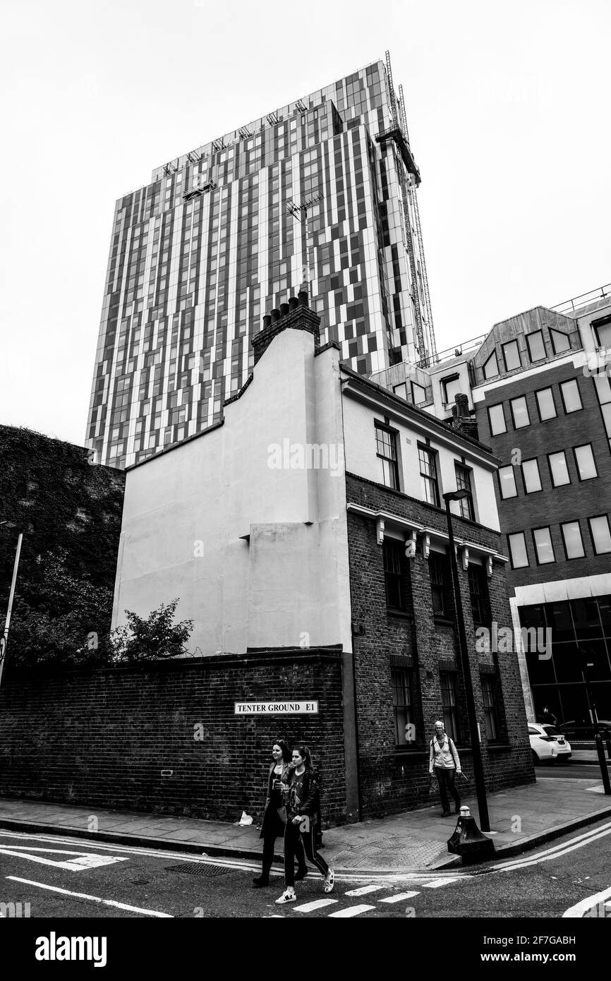 Park lane london art Black and White Stock Photos & Images - Alamy