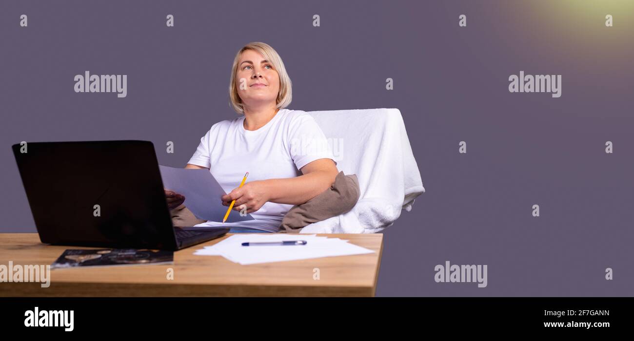 Middle aged job applicant interview hi-res stock photography and images ...