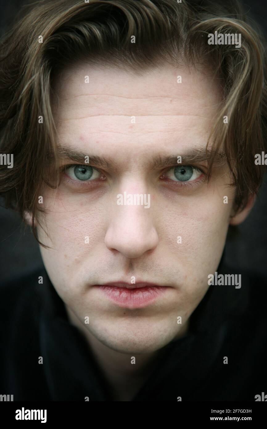 Actor Dan Stevens, London, 4/1/08 , Copyright Photo Tom Pilston. 07802 ...