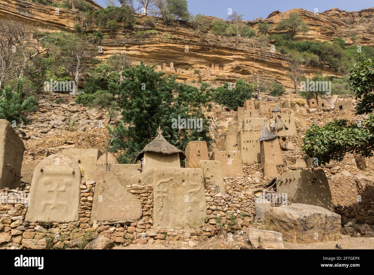 Dogon village and typical mud buildings, Tireli, Mali, Africa Stock ...
