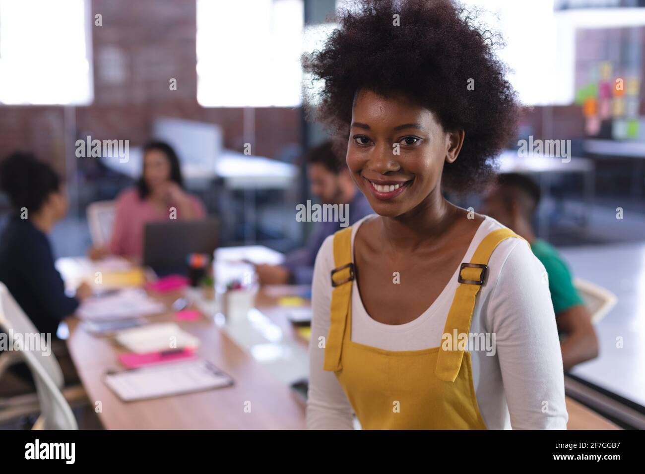 Fashion designer woman hi-res stock photography and images - Alamy