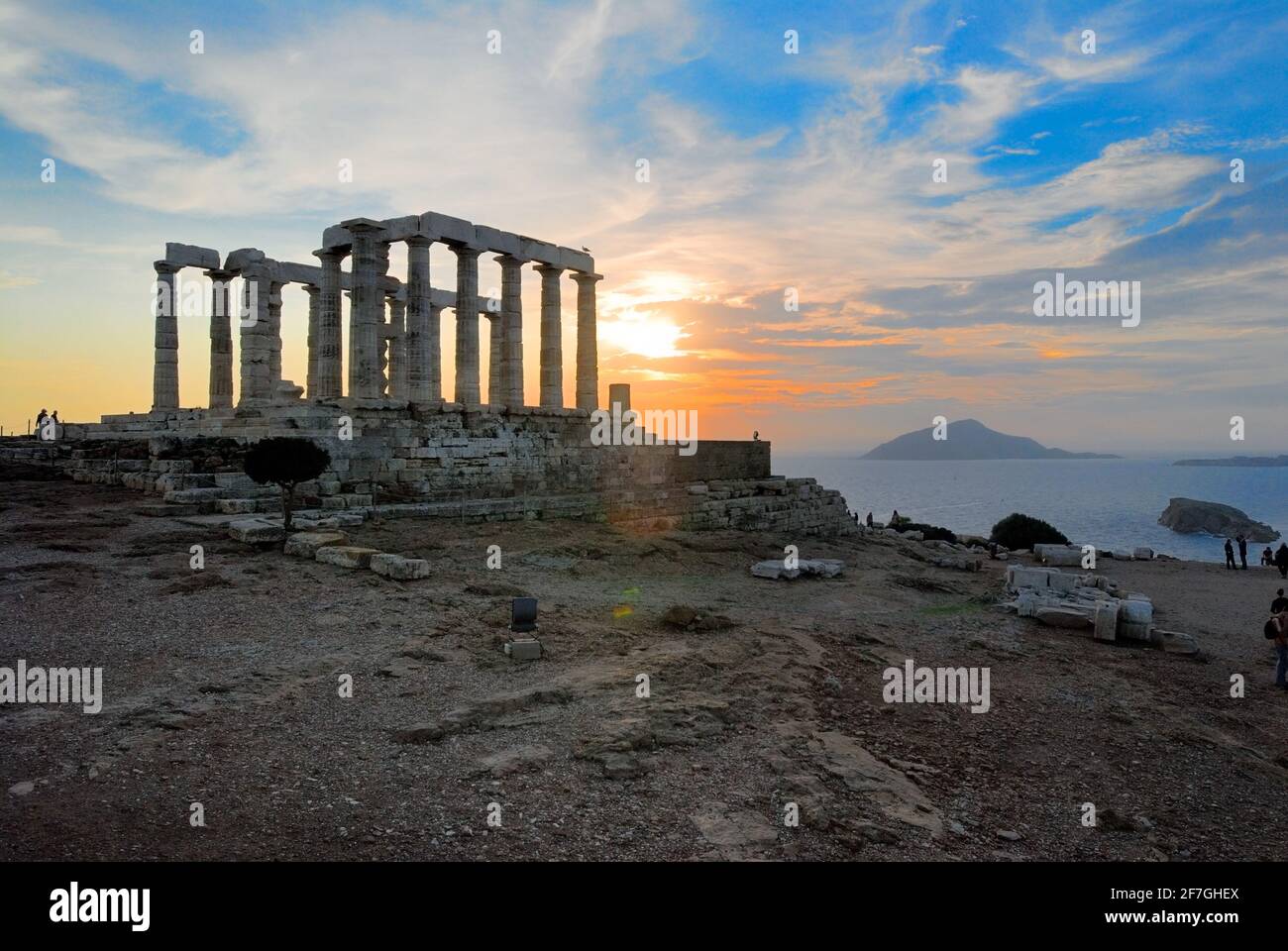 Sunio temple hi-res stock photography and images - Alamy