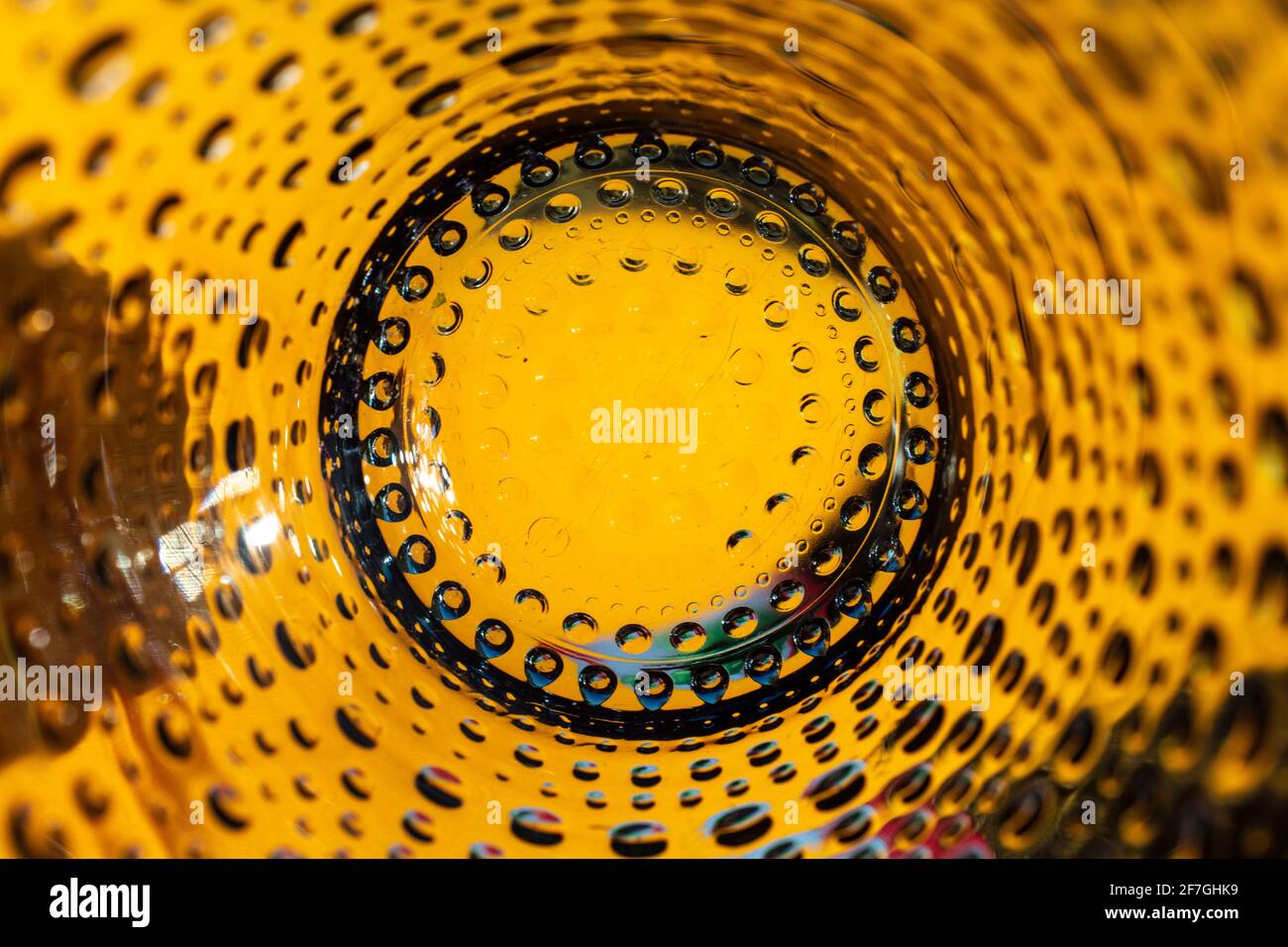 Yellow abstract circle form Stock Photo - Alamy