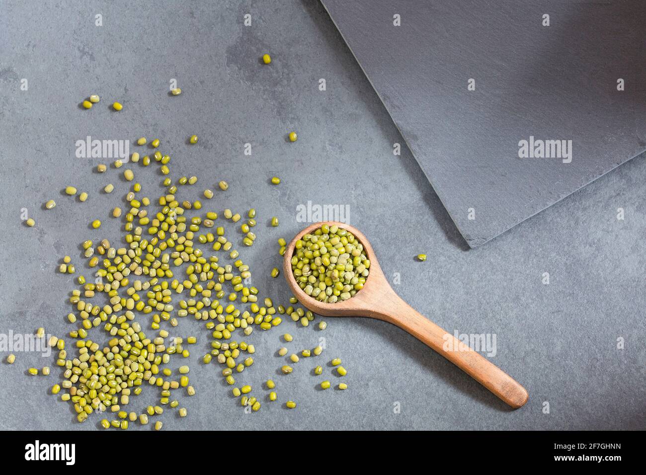 Green seeds of mung beans - Vigna radiata. Top view Stock Photo - Alamy