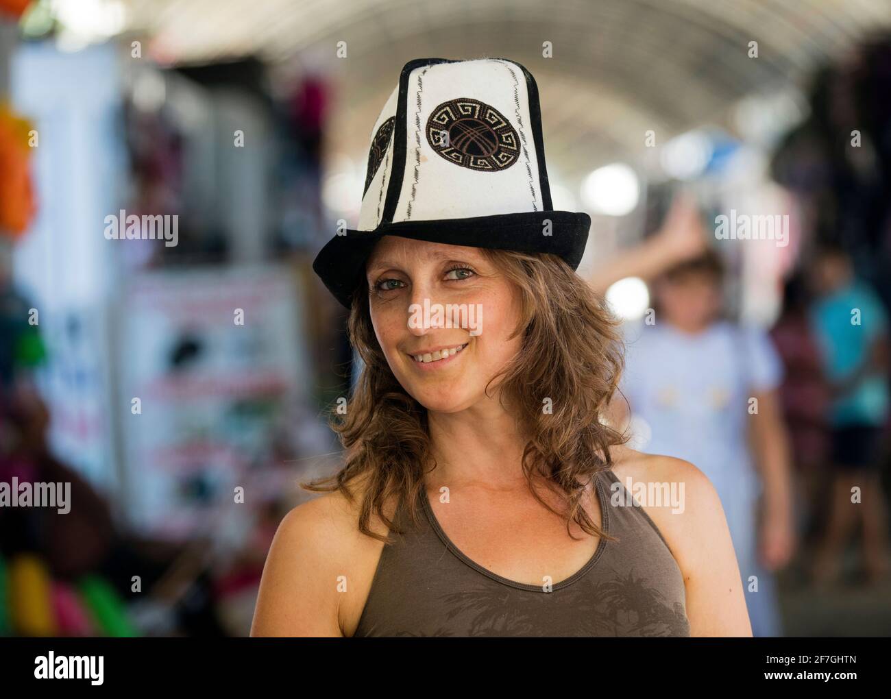 Traditional kyrgyzstan hat hi-res stock photography and images - Alamy