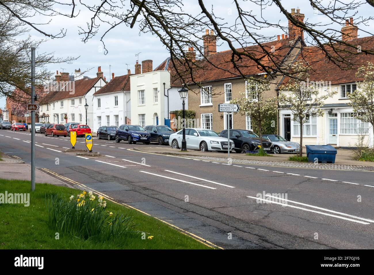 Odiham village in Hampshire, England, UK. View of the High Street ...