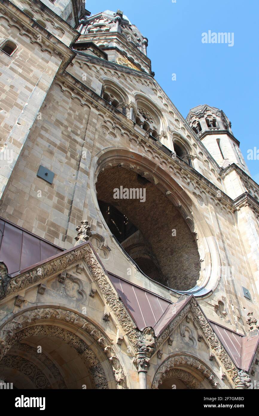 medieval church (kaiser-wilhelm-gedächtniskirche) in berlin (germany ...